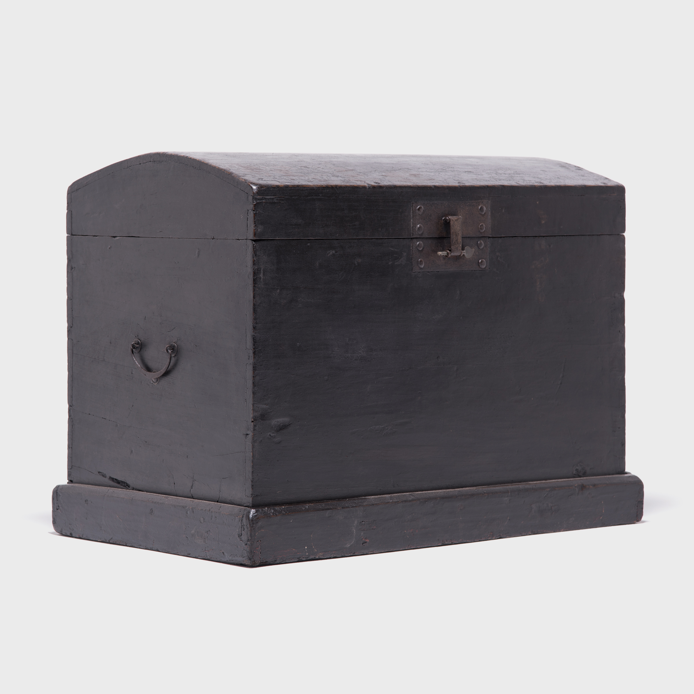 Coffered Robe Trunk - Browse or Buy at PAGODA RED